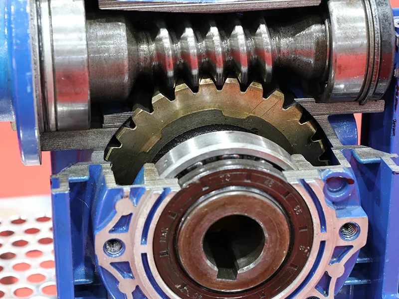 Enclosed Gear Lubricants - Worm Gears | Lubrication Technologies